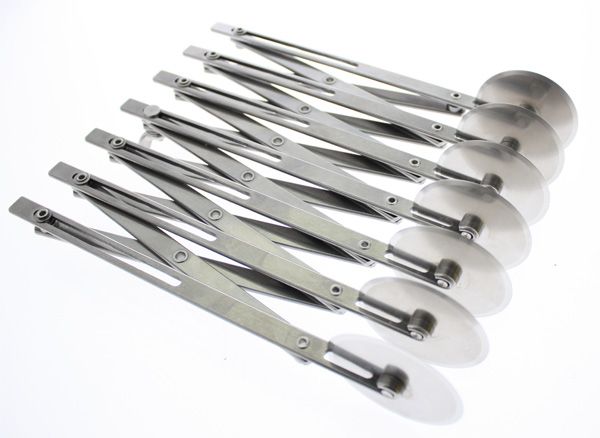 Expandable Pastry Cutter - Seven 2.5' Wheels (Plain Blades) - Pastry ...